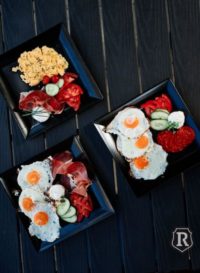 Restoran Rustik Bar - Prijatan ambijent u centru Kaća