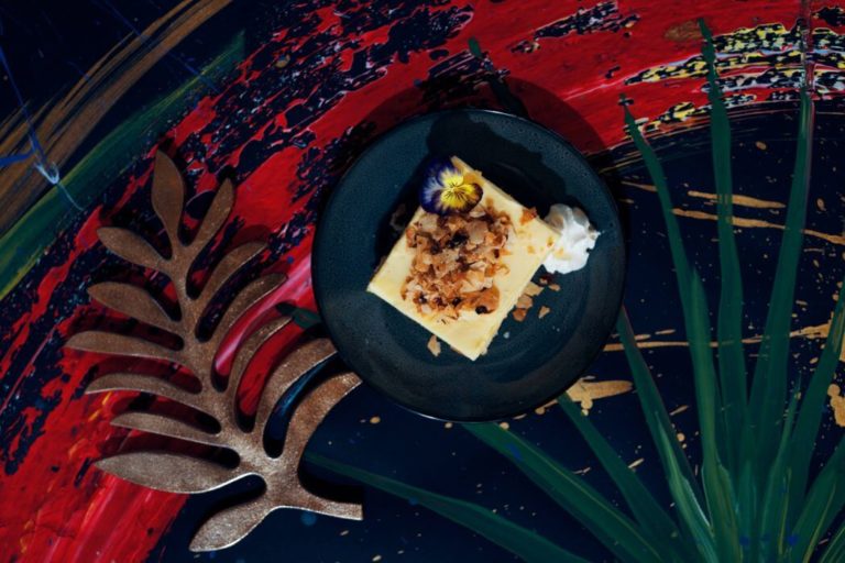 Restoran Rustik Bar - Prijatan ambijent u centru Kaća