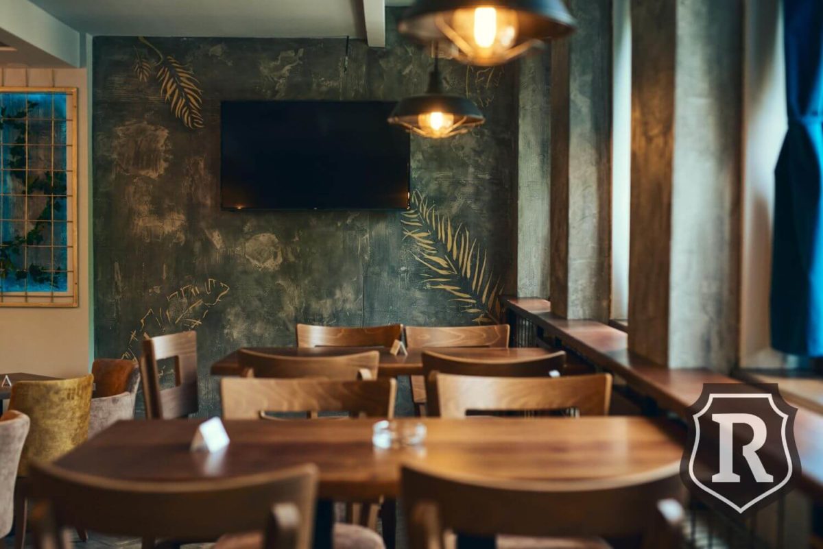 Restoran Rustik Bar - Prijatan ambijent u centru Kaća